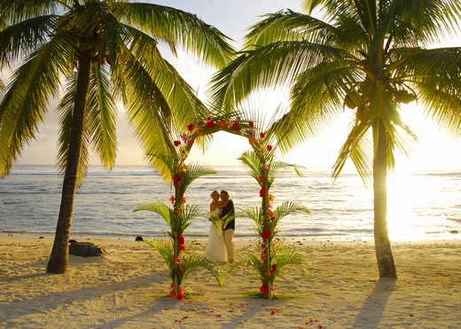 Crown Beach, Cook Islands Weddings // Cook Islands Wedding Venues ...